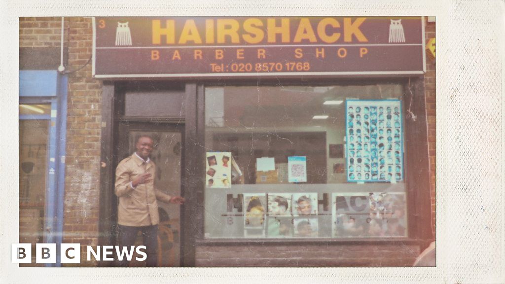 Second England lockdown closes Hounslow barbershop for good - BBC News