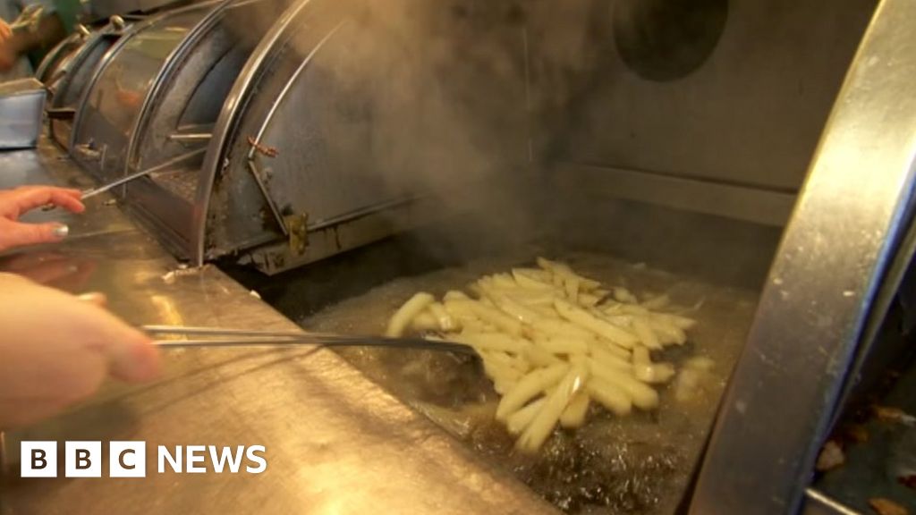 100 year celebrations for Durham coal-fired 'chippy' - BBC News