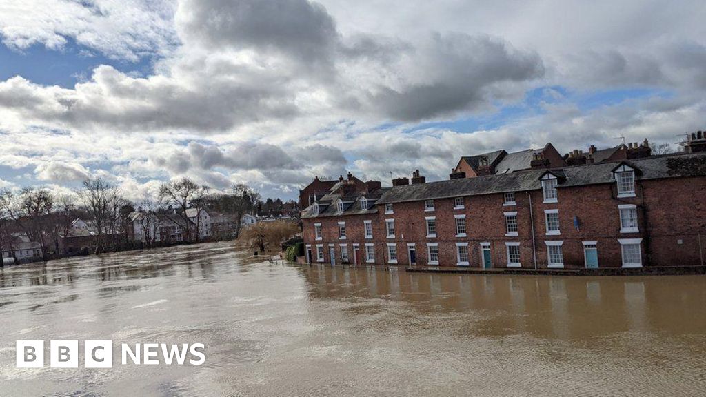 River Severn: MP presents £500m flood plan to chancellor - BBC News