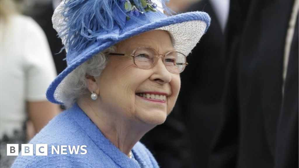 Scots recognised in Queen's birthday honours list - BBC News