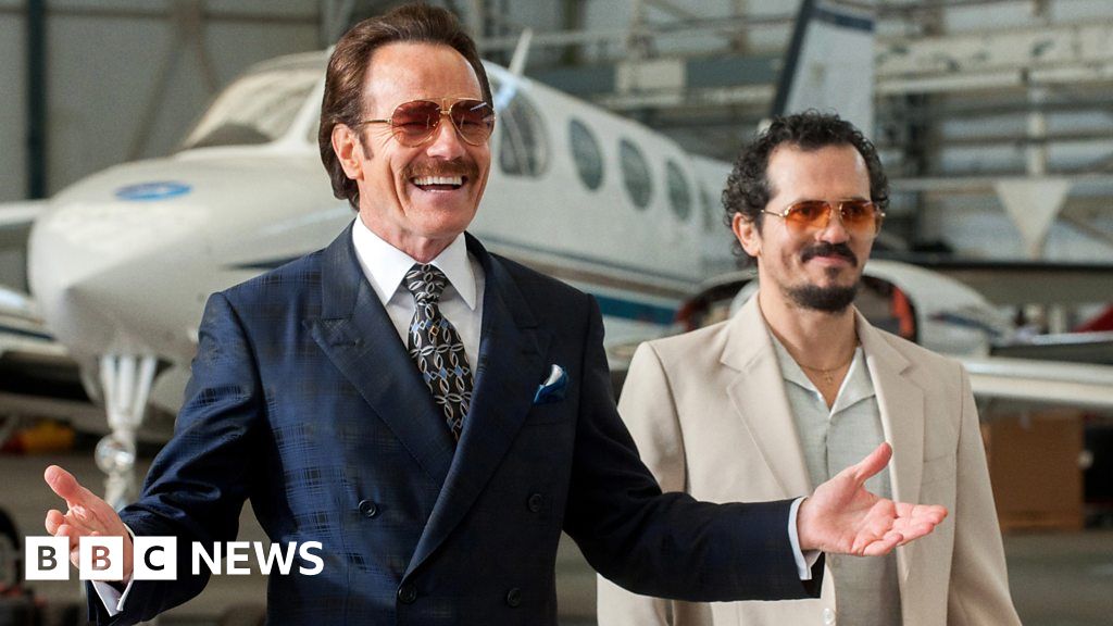 'I infiltrated Pablo Escobar's money men' - BBC News