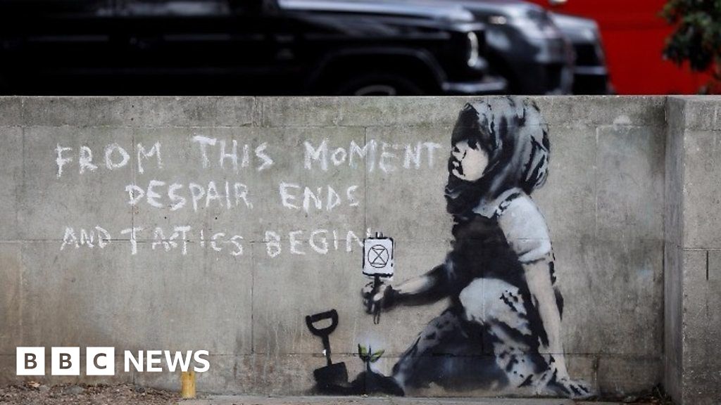 Extinction Rebellion: Is this a genuine Banksy?