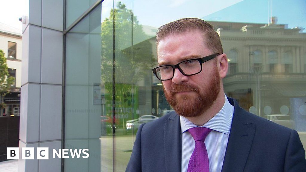 Unemployment figures: Simon Hamilton says economy 'in good shape' - BBC ...