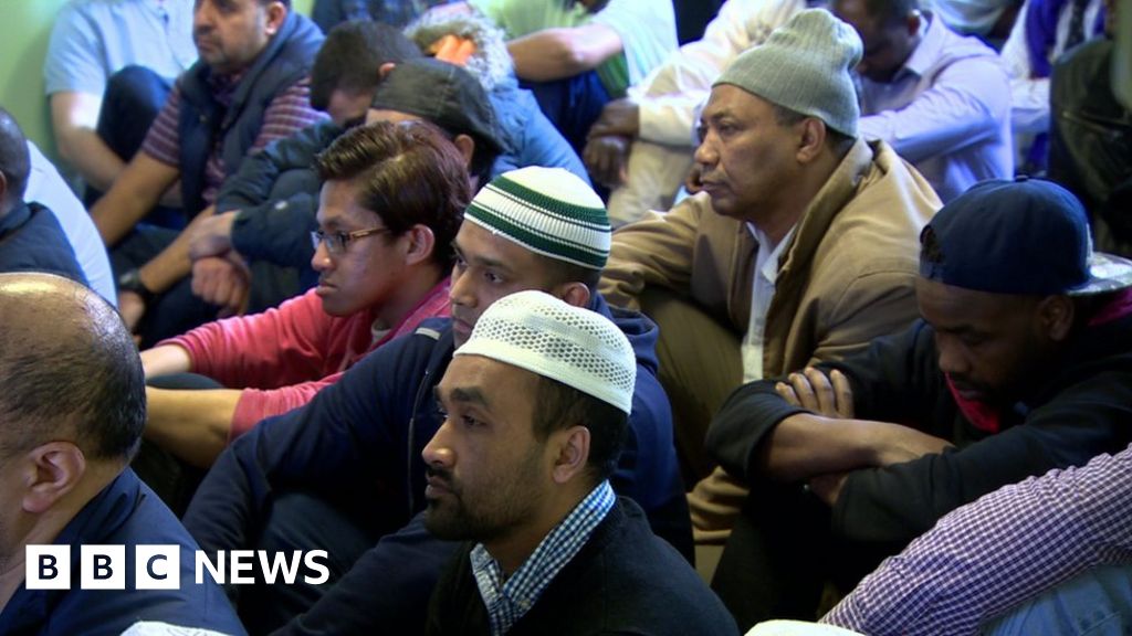Muslims in Northern Ireland united despite divisions across the world ...