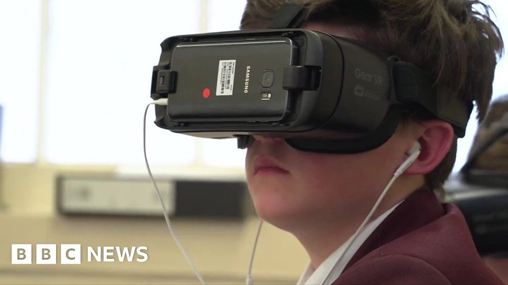 Bringing WW1 battlefields to life with virtual reality - BBC News