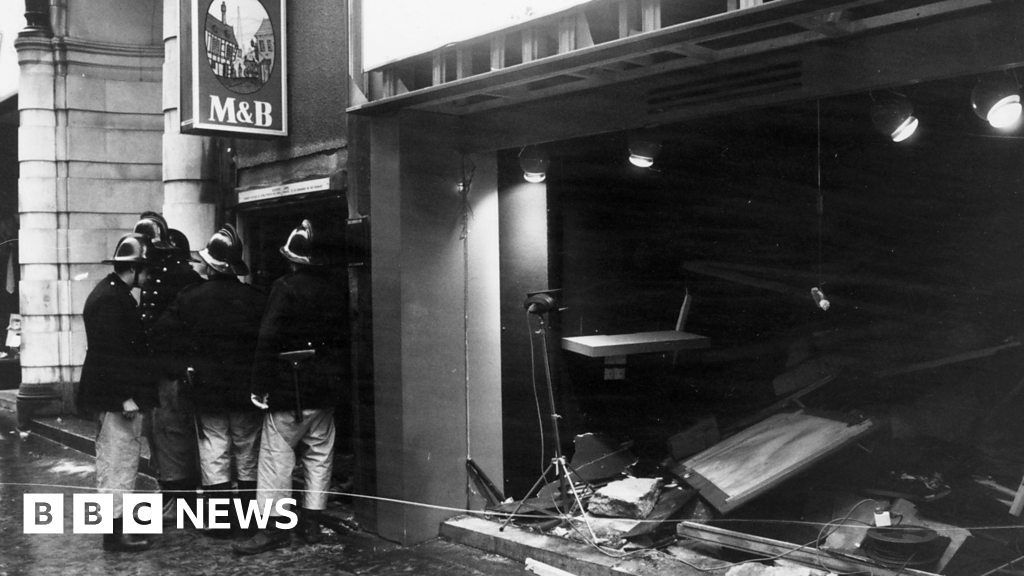 Bomb victim's sister takes on senior IRA man - BBC News