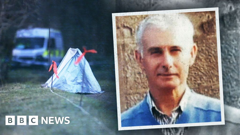 Gunshot wounds found days after man's 'non-suspicious' death - BBC News
