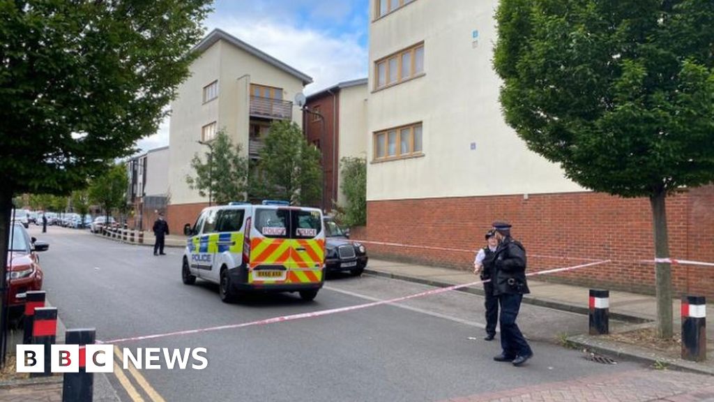 Harlesden shooting: Man dies in north London