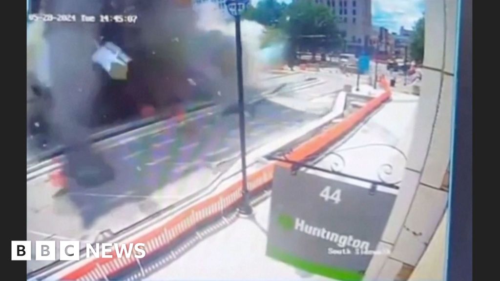 CCTV footage captures Ohio bank building explosion