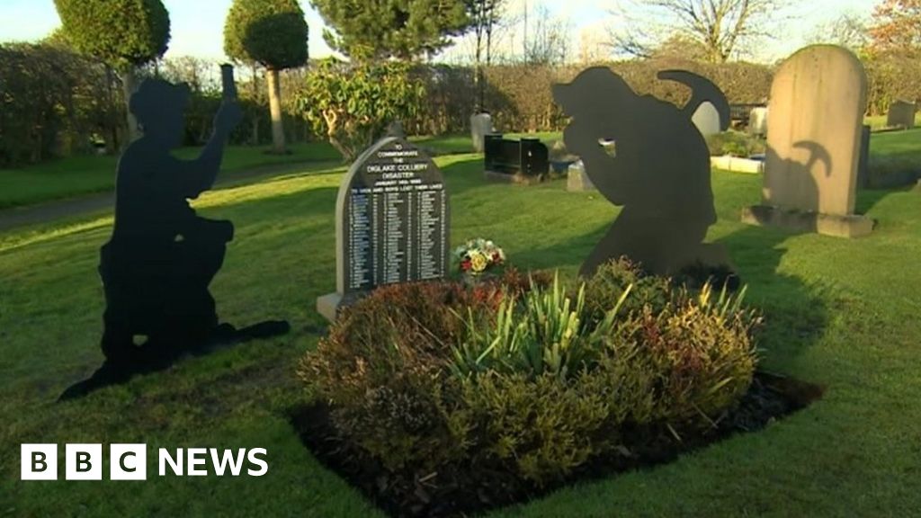 Diglake Colliery: Memorial to mark Staffordshire mine disaster - BBC News