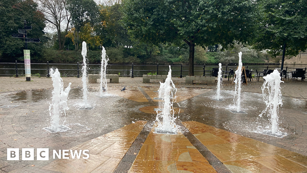 Worcester fountains could flow less to save council money - BBC News