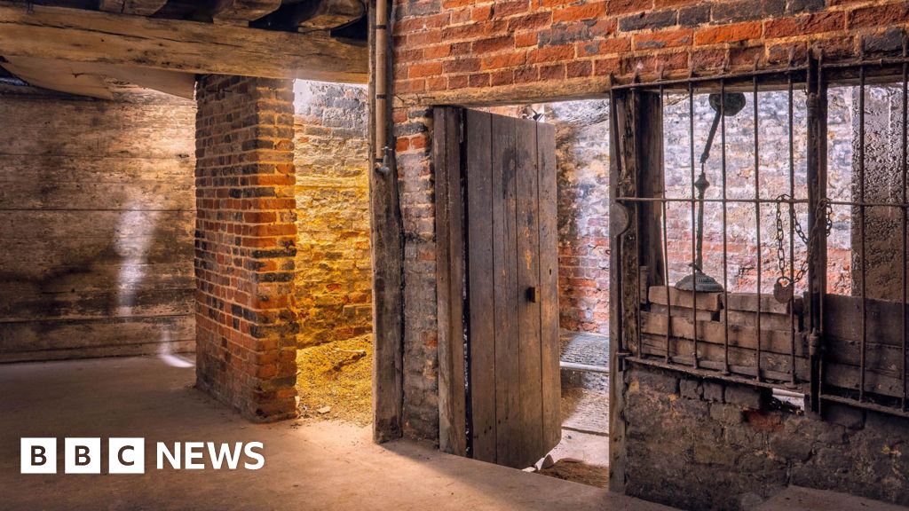 Norwich Shoebox Experiences underground street tour at risk of closure