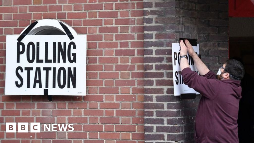 London elections 2022: Voters go to polls across the capital - BBC News