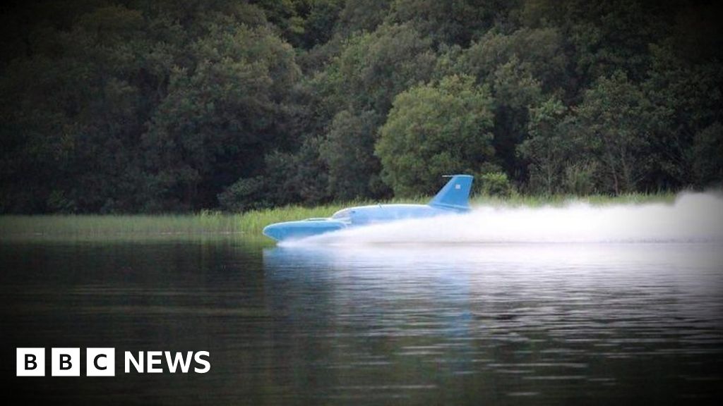Donald Campbell's restored Bluebird hits 100mph - BBC News