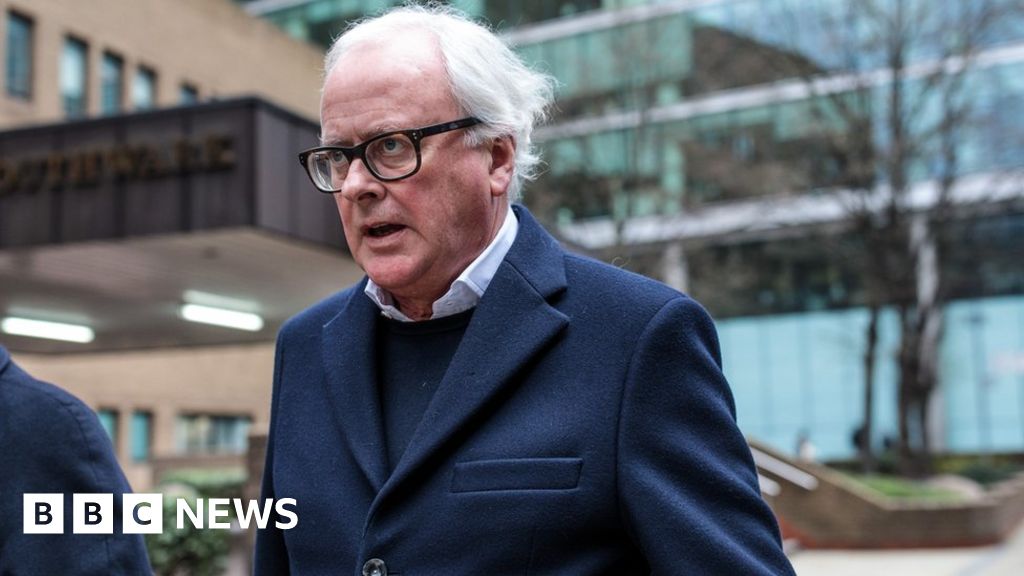 Trial of former Barclays bosses starts - BBC News