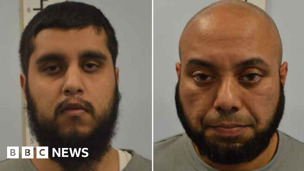 Two guilty of Luton IS terror support plot - BBC News