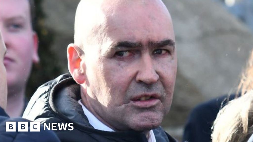 Shankill bomber Sean Kelly interviewed by PSNI over video - BBC News