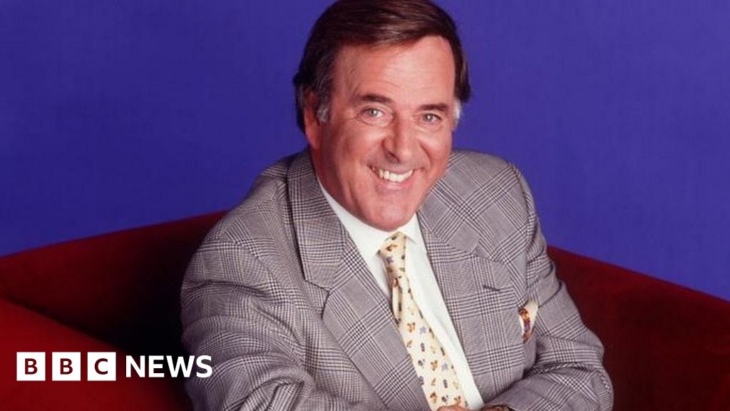 Sir Terry Wogan in his own words - BBC News