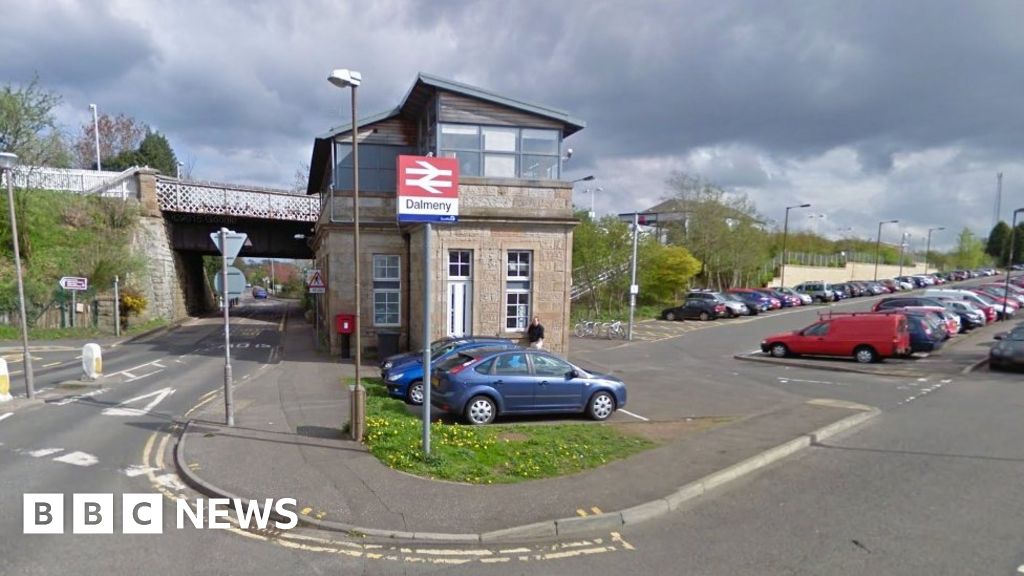 Man arrested over train assault at Dalmeny station - BBC News