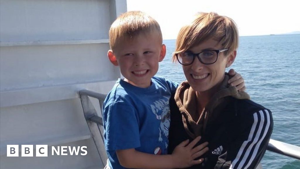 Scarlet fever cluster found at County Down school - BBC News