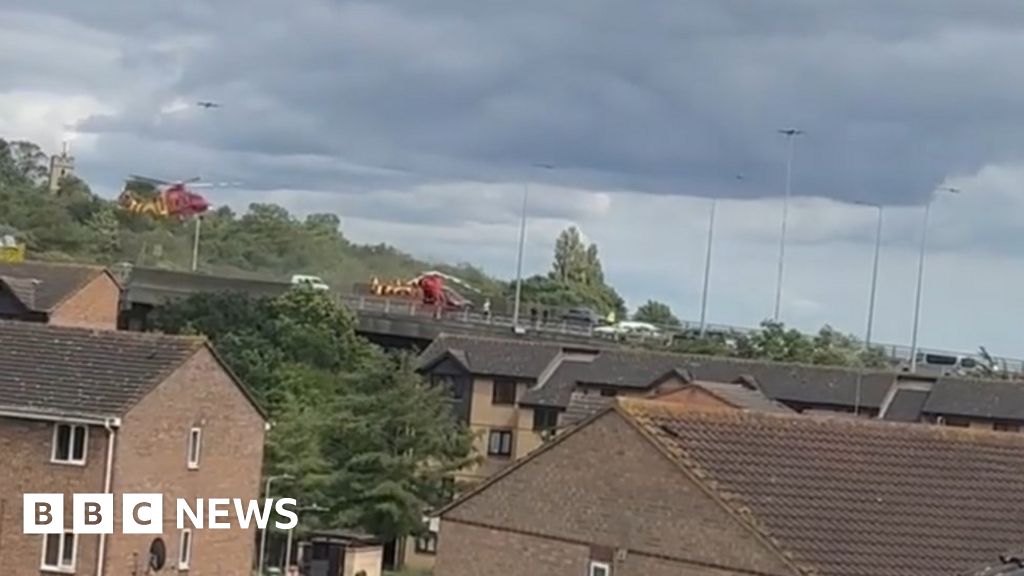 Fatal Pitsea flyover crash witnessed by 70 people say police - BBC News