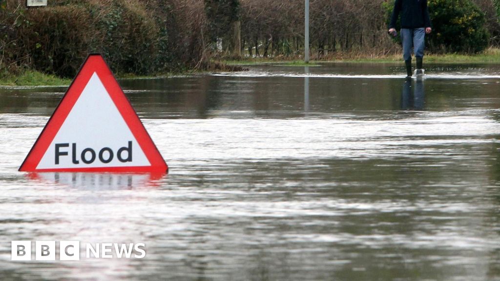 Weather warning issued as flooding, heavy rain and gales forecast