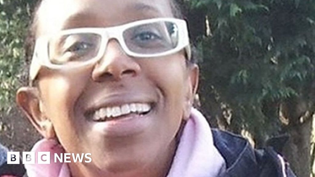 Sian Blake murder case: Arthur Simpson-Kent to fly home - BBC News