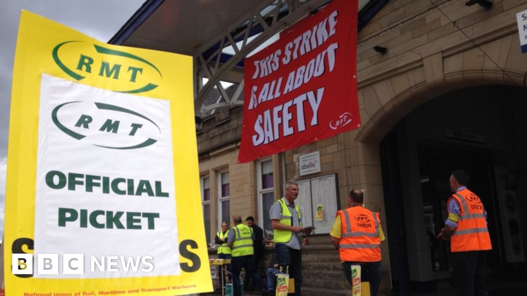 More Scottish rail strikes announced by union - BBC News