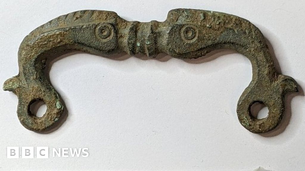 Roman helmet handle found at Priors Hall Park could show extended ...