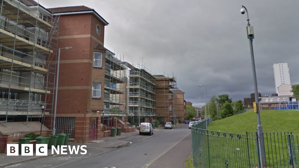 Police seized cannabis worth £225,000 in Springburn raid - BBC News