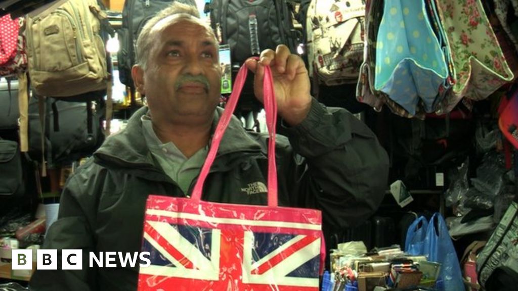 Brexit: The immigrants who voted Leave - BBC News