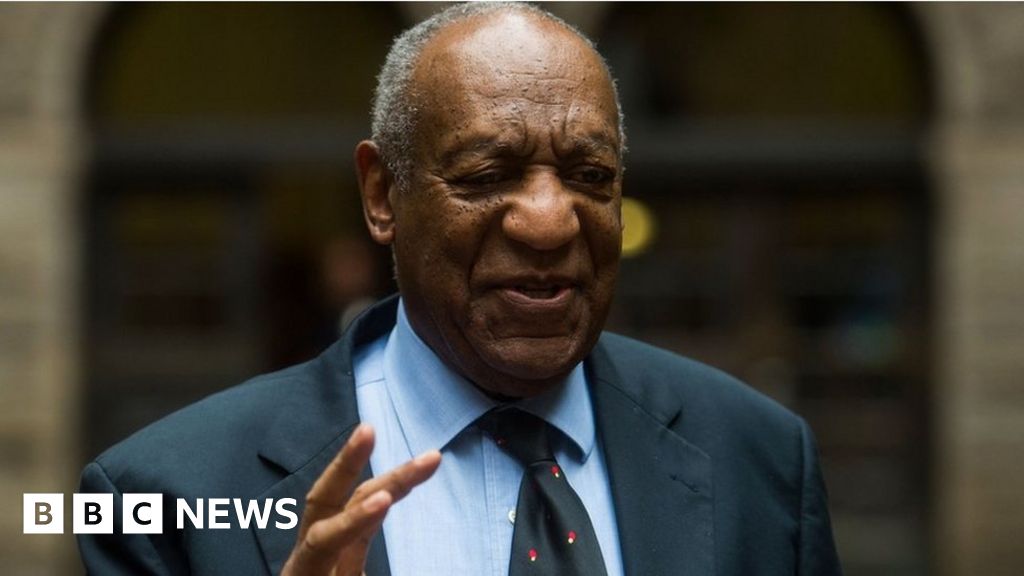 Bill Cosby returns to stage ahead of sexual assault retrial - BBC News