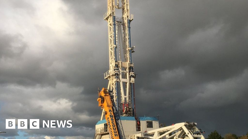 Drilling starts for 'hot rocks' power in Cornwall - BBC News
