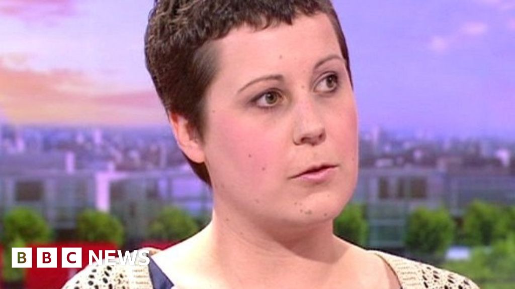Dying doctor Kate Granger raises £250k for cancer charity - BBC News
