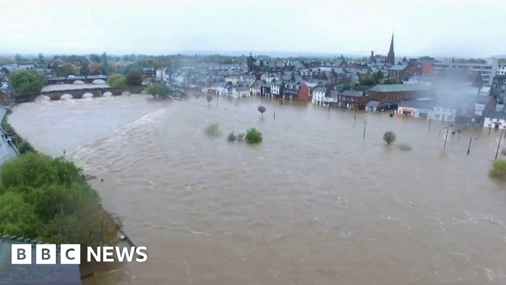 Bridges collapse as River Annan level hits 50-year high - BBC News