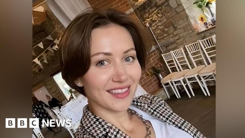 Learners 'let down' by North East devolution funding cut threat - BBC News