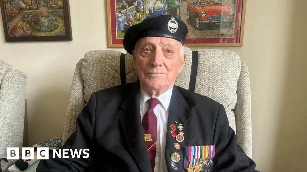 Mansfield 100-year-old D-Day veteran recalls Normandy landings