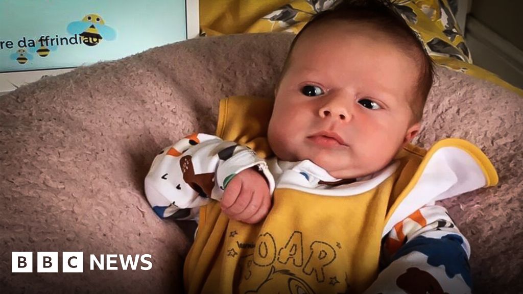 Coronavirus: The pros and cons of lockdown with a new-born baby