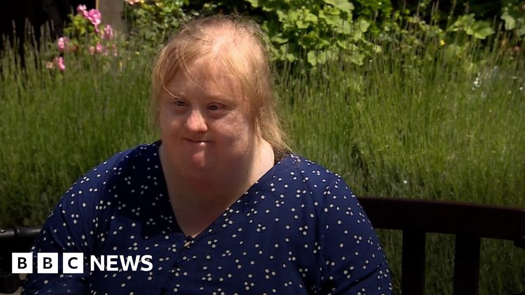 Covid-19: 'It's every mum's worst nightmare' - BBC News