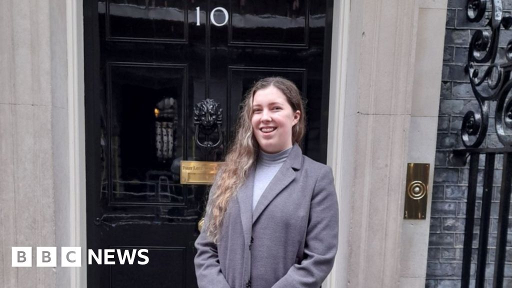 Norwich young carer hands inquiry letter to Downing Street