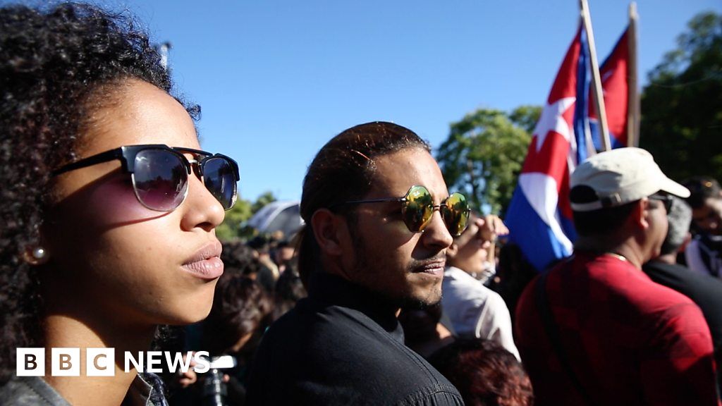 What Cubans think Trump will change about US-Cuba ties - BBC News
