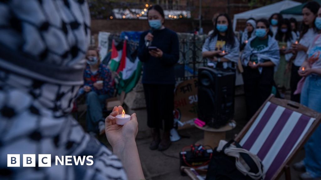 Gaza protests: Oxford students reportedly threatened by group of men