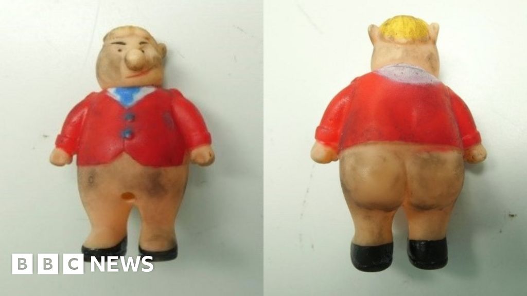 Shona Stevens: Novelty keyring bid to solve 1994 cold case murder - BBC ...