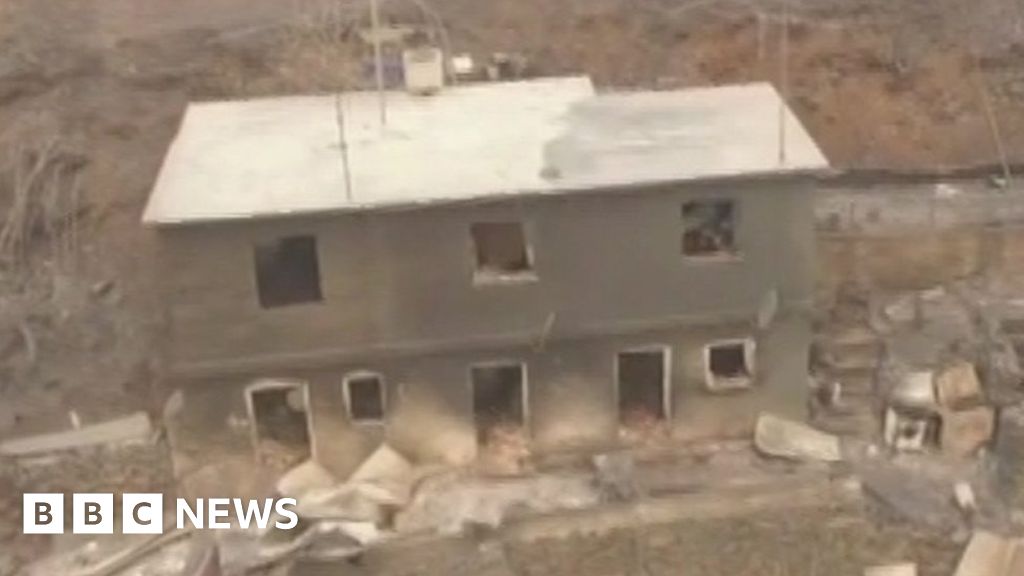 Madeira wildfires: Aerial footage shows destruction - BBC News