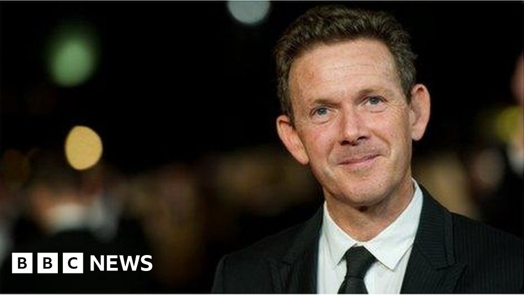 Skyfall writer John Logan has play staged in Belfast - BBC News