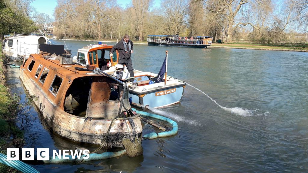 River Thames sees biggest boat clean-up in years
