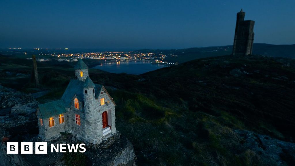 Manx fairy house created by Anonymouse MMX vandalised - BBC News