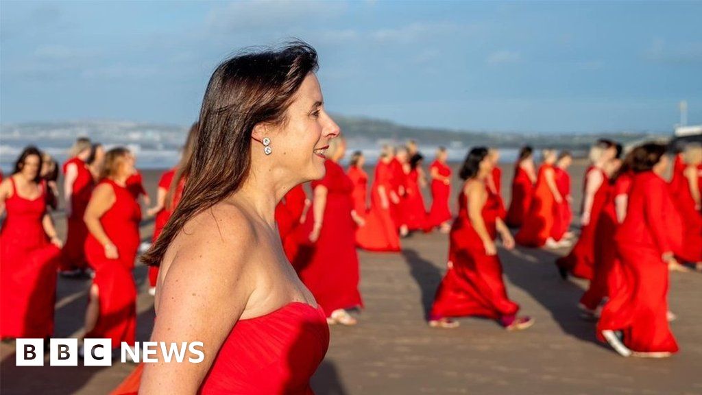 Neath: The rock choir bringing women together - BBC News