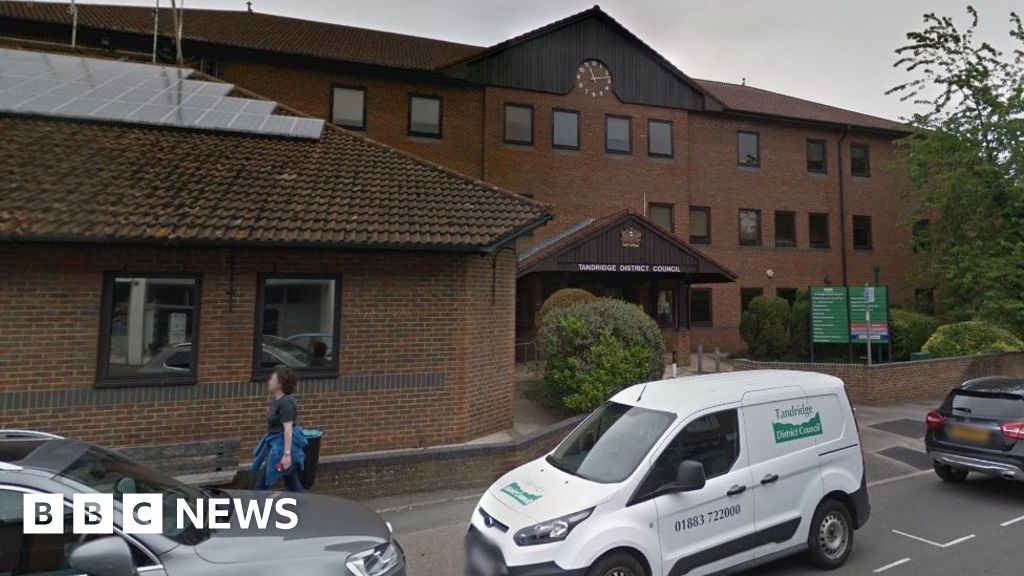 Surrey election results 2022: Conservatives lose control of Woking