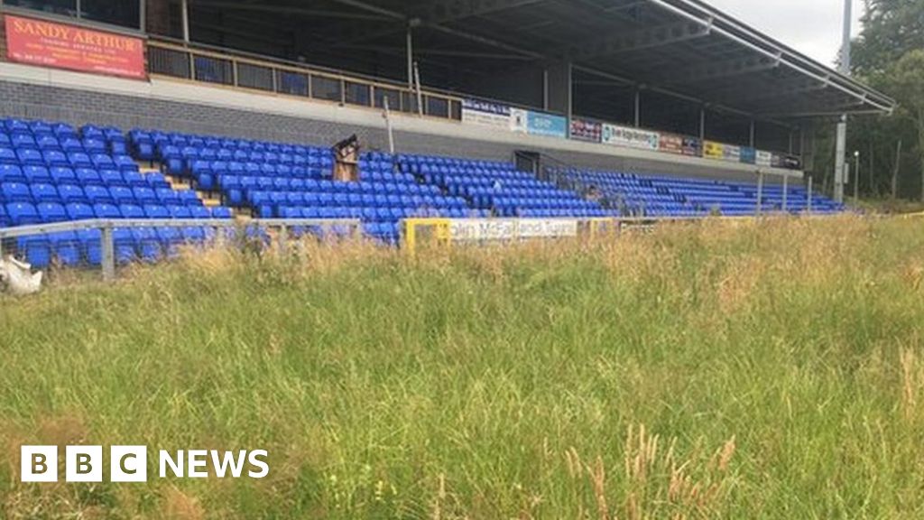 Institute FC: Fans share memories of Riverside Stadium - BBC News